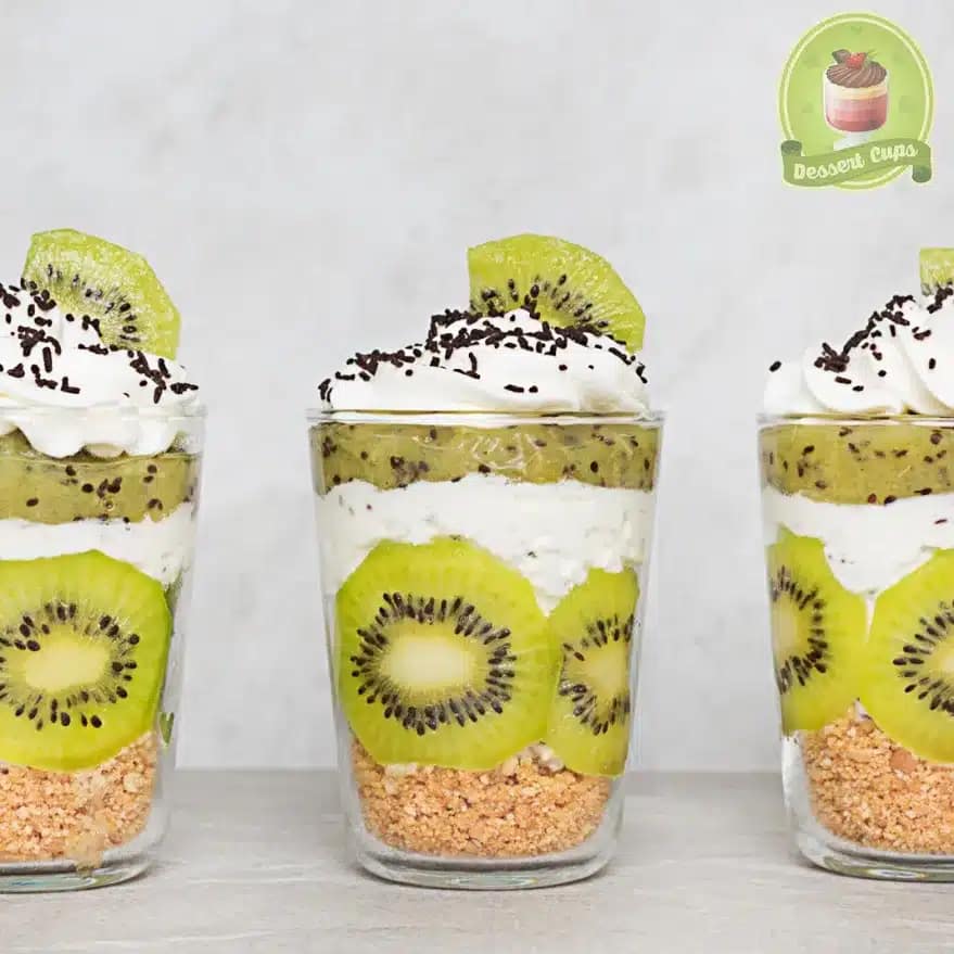 6 Easy Raspberry Cheesecake Dessert Cups | Dessert Cups